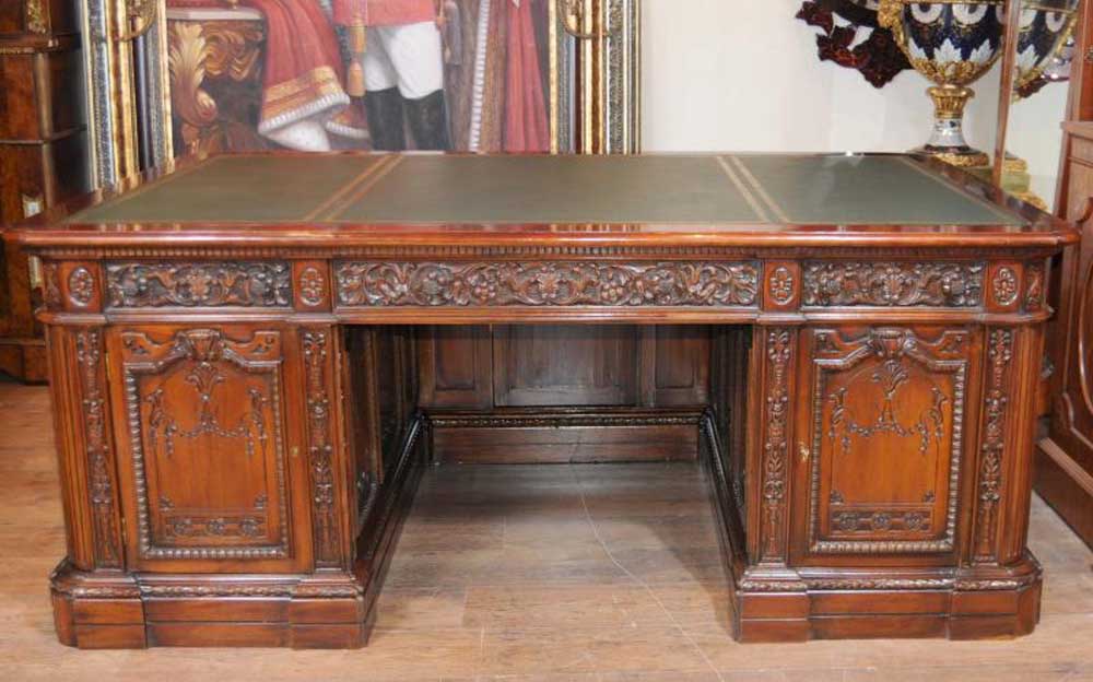 Presidents Desk